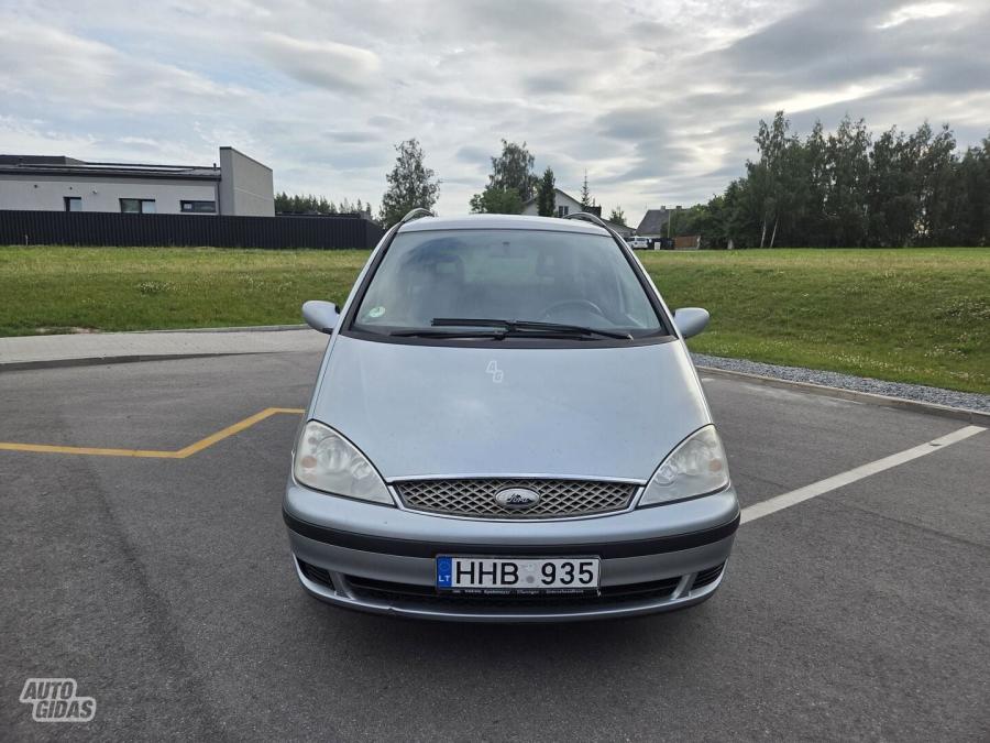 Grey Ford Galaxy 2004 in Panevezys, with an engine capacity of 1.90 L and mileage of 379 thousand km for 860 €, photo 3 on AUTOMOTO.COM.LV