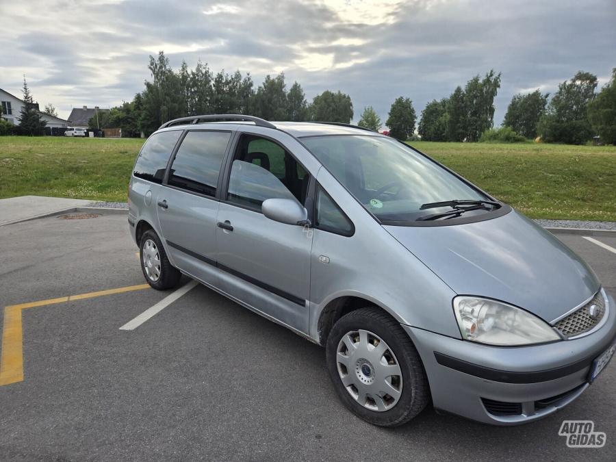 Grey Ford Galaxy 2004 in Panevezys, with an engine capacity of 1.90 L and mileage of 379 thousand km for 860 €, photo 7 on AUTOMOTO.COM.LV