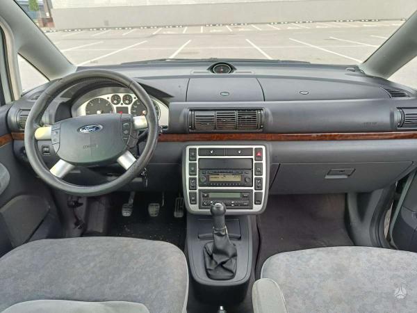 Pelēks Ford Galaxy 2004 Kauņa, ar dzinēja tilpumu 1.90 L un nobraukumu 390 tūkst. km par 1700 €, foto 4 vietnē AUTOMOTO.COM.LV