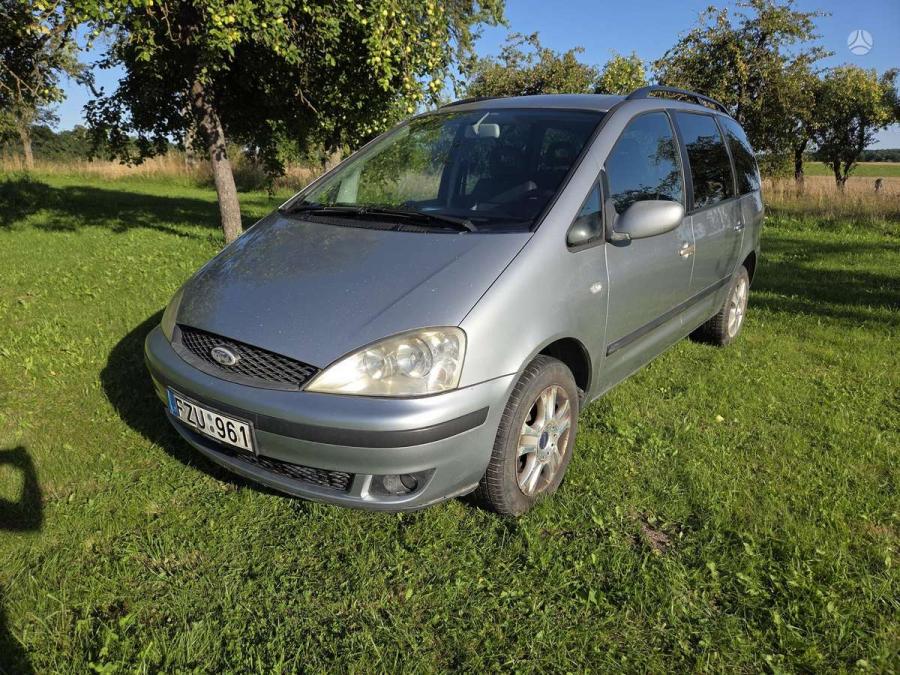 Pelēks Ford Galaxy 2004 Alīta, ar dzinēja tilpumu 1.90 L un nobraukumu 340 tūkst. km par 1299 €, foto 1 vietnē AUTOMOTO.COM.LV