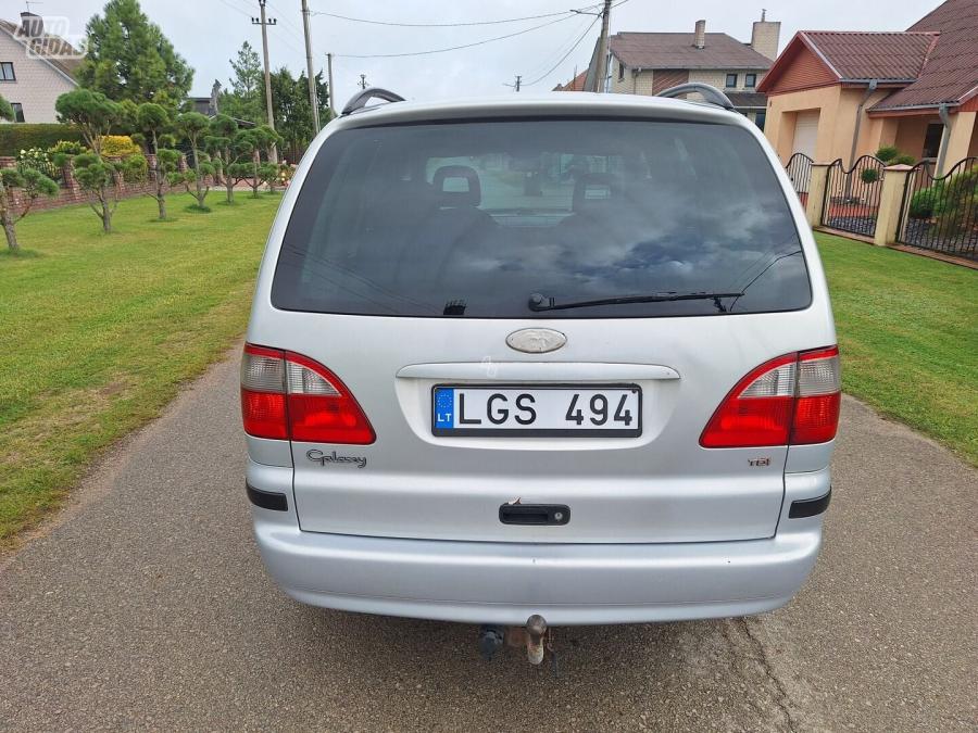 Grey Ford Galaxy 2004 in Vilkaviskis, with an engine capacity of 1.90 L and mileage of 370 thousand km for 1350 €, photo 7 on AUTOMOTO.COM.LV