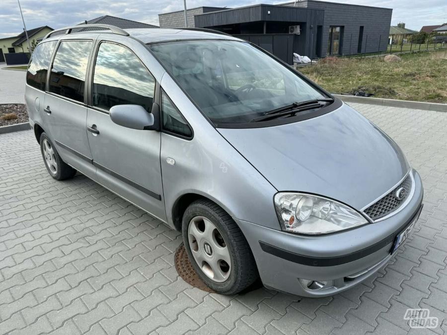 Pelēks Ford Galaxy 2005 Kauņa, ar dzinēja tilpumu 1.90 L un nobraukumu 346 tūkst. km par 1500 €, foto 1 vietnē AUTOMOTO.COM.LV