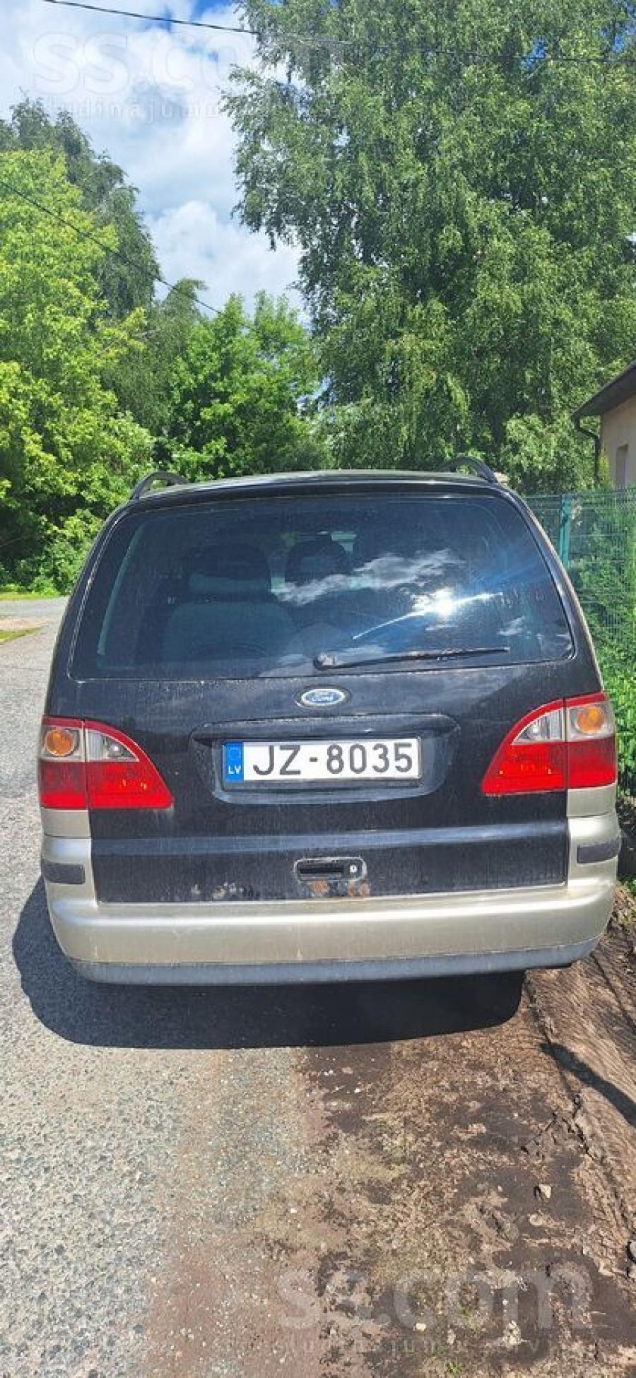 Pelēks Ford Galaxy 2005 Jelgava, ar dzinēja tilpumu 1.90 L un nobraukumu 370 tūkst. km par 800 €, foto 3 vietnē AUTOMOTO.COM.LV
