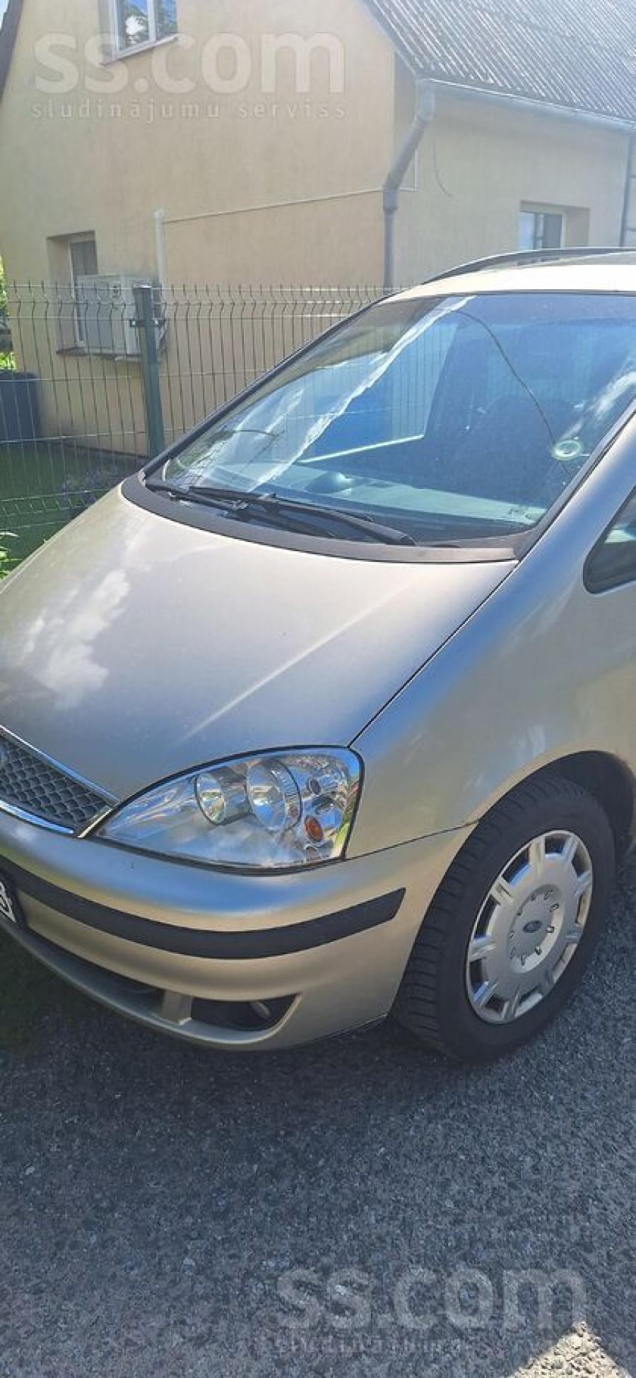 Pelēks Ford Galaxy 2005 Jelgava, ar dzinēja tilpumu 1.90 L un nobraukumu 370 tūkst. km par 800 €, foto 4 vietnē AUTOMOTO.COM.LV