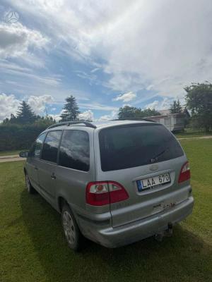 Grey Ford Galaxy 2005 in Marijampole, with an engine capacity of 1.90 L and mileage of 360 thousand km for 600 €, photo 5 on AUTOMOTO.COM.LV