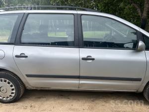 Pelēks Ford Galaxy 2005 Rīga, ar dzinēja tilpumu 1.90 L un nobraukumu 340 tūkst. km par 1100 €, foto 4 vietnē AUTOMOTO.COM.LV
