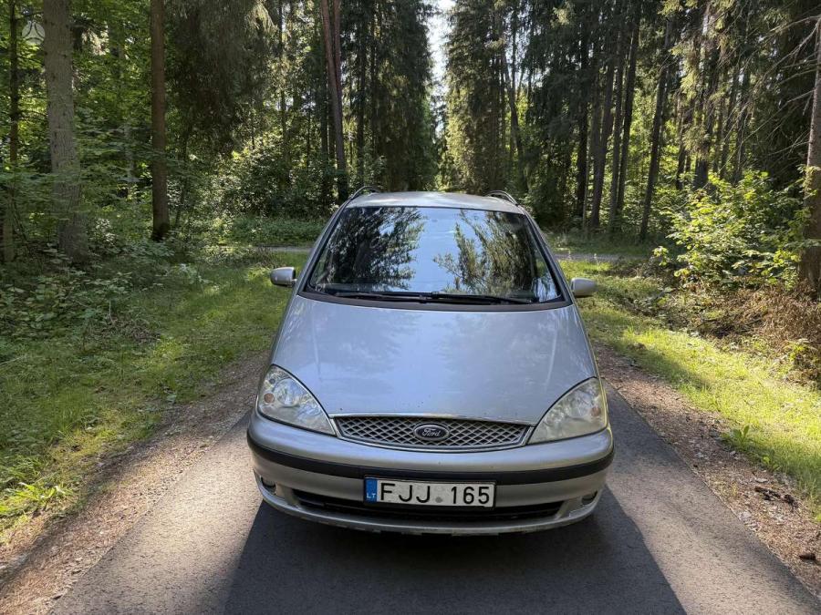 Pelēks Ford Galaxy 2005 Prienai, ar dzinēja tilpumu 1.90 L un nobraukumu 450 tūkst. km par 1250 €, foto 3 vietnē AUTOMOTO.COM.LV