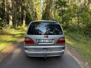 Pelēks Ford Galaxy 2005 Prienai, ar dzinēja tilpumu 1.90 L un nobraukumu 450 tūkst. km par 1250 €, foto 6 vietnē AUTOMOTO.COM.LV