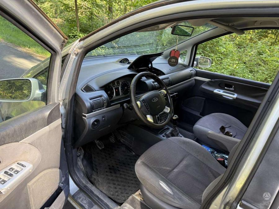 Pelēks Ford Galaxy 2005 Prienai, ar dzinēja tilpumu 1.90 L un nobraukumu 450 tūkst. km par 1250 €, foto 8 vietnē AUTOMOTO.COM.LV
