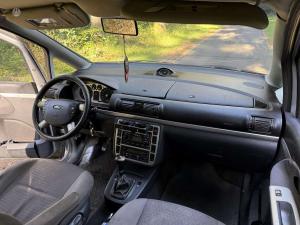 Pelēks Ford Galaxy 2005 Prienai, ar dzinēja tilpumu 1.90 L un nobraukumu 450 tūkst. km par 1250 €, foto 10 vietnē AUTOMOTO.COM.LV