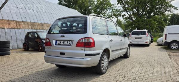 Pelēks Ford Galaxy 2005 Valmiera, ar dzinēja tilpumu 1.90 L un nobraukumu 319 tūkst. km par 1450 €, foto 3 vietnē AUTOMOTO.COM.LV