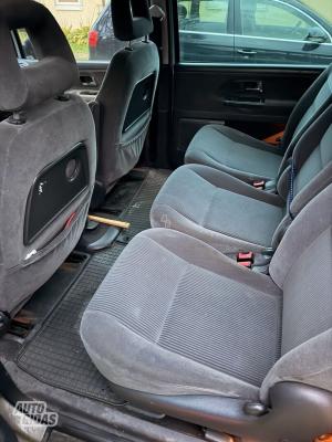 Grey Ford Galaxy 2005 in Klaipeda, with an engine capacity of 1.90 L and mileage of 342 thousand km for 950 €, photo 8 on AUTOMOTO.COM.LV