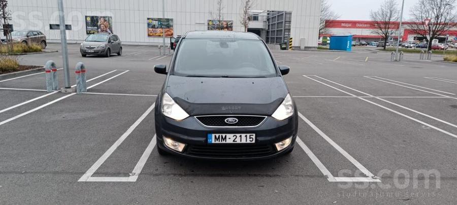 Pelēks Ford Galaxy 2006 Rīga, ar dzinēja tilpumu 2.00 L un nobraukumu 300 tūkst. km par 2500 €, foto 2 vietnē AUTOMOTO.COM.LV