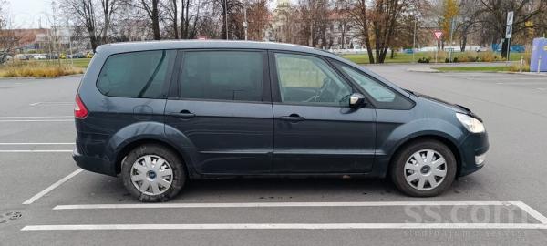 Pelēks Ford Galaxy 2006 Rīga, ar dzinēja tilpumu 2.00 L un nobraukumu 300 tūkst. km par 2700 €, foto 5 vietnē AUTOMOTO.COM.LV