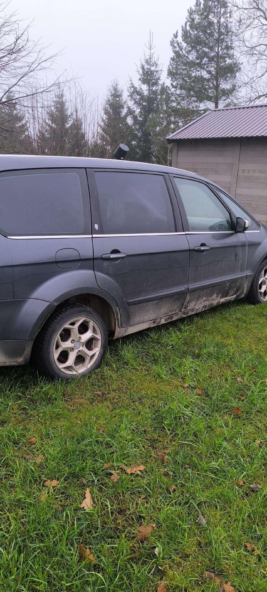 Grey Ford Galaxy 2006 in Kretinga, with an engine capacity of 0.00 L and mileage of 430 thousand km for 800 €, photo 2 on AUTOMOTO.COM.LV