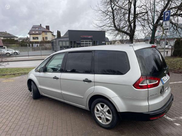 Pelēks Ford Galaxy 2006 Alīta, ar dzinēja tilpumu 2.00 L un nobraukumu 264 tūkst. km par 2850 €, foto 8 vietnē AUTOMOTO.COM.LV