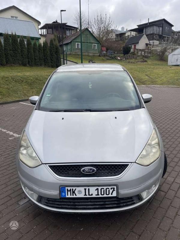 Pelēks Ford Galaxy 2006 Alīta, ar dzinēja tilpumu 2.00 L un nobraukumu 264 tūkst. km par 2850 €, foto 10 vietnē AUTOMOTO.COM.LV