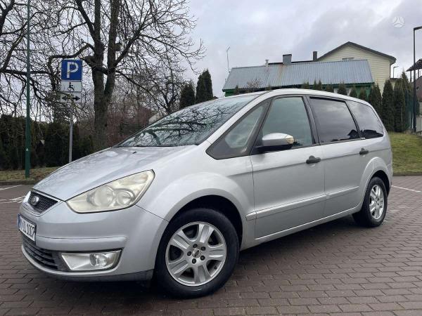 Pelēks Ford Galaxy 2006 Alīta, ar dzinēja tilpumu 2.00 L un nobraukumu 264 tūkst. km par 2850 €, foto 4 vietnē AUTOMOTO.COM.LV