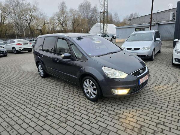 Pelēks Ford Galaxy 2006 Marijampole, ar dzinēja tilpumu 2.00 L un nobraukumu 350 tūkst. km par 2200 €, foto 1 vietnē AUTOMOTO.COM.LV