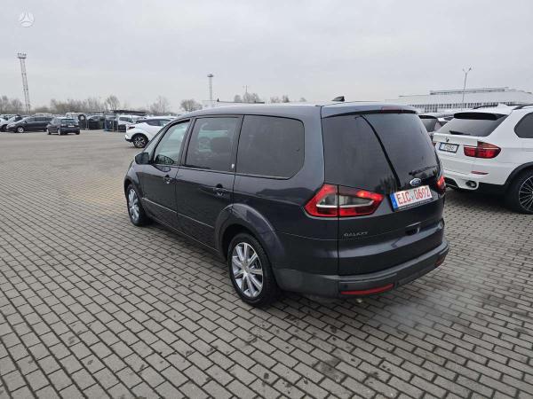 Pelēks Ford Galaxy 2006 Marijampole, ar dzinēja tilpumu 2.00 L un nobraukumu 350 tūkst. km par 2200 €, foto 6 vietnē AUTOMOTO.COM.LV
