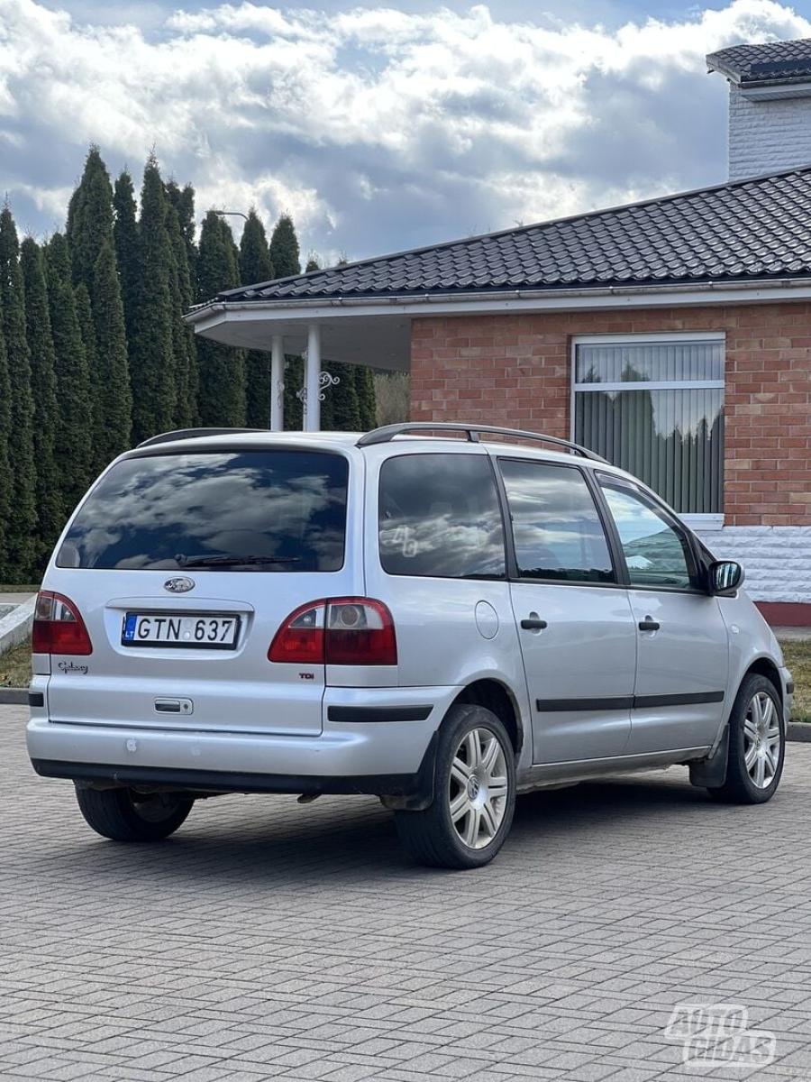 Grey Ford Galaxy 2006 in Vilnius, with an engine capacity of 1.90 L and mileage of 244 thousand km for 1350 €, photo 17 on AUTOMOTO.COM.LV