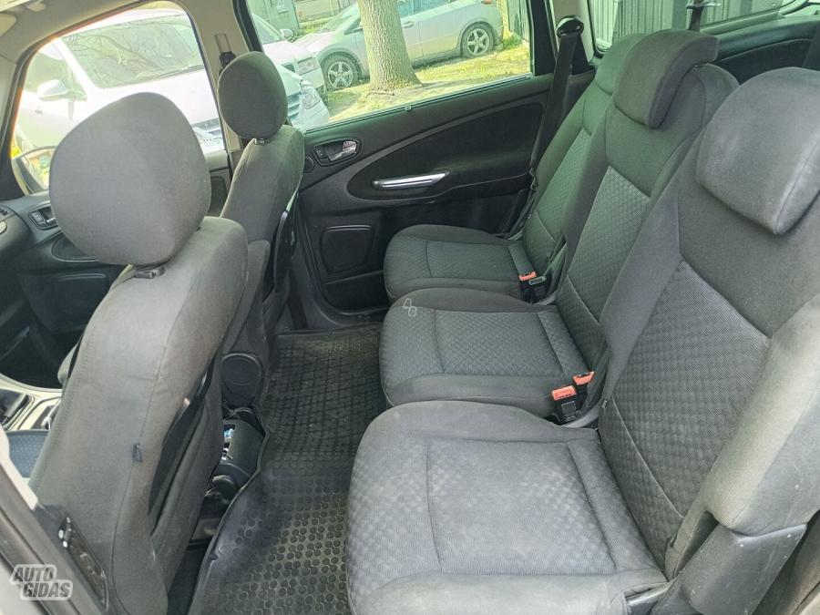 Grey Ford Galaxy 2006 in Vilnius, with an engine capacity of 2.00 L and mileage of 300 thousand km for 2700 €, photo 12 on AUTOMOTO.COM.LV