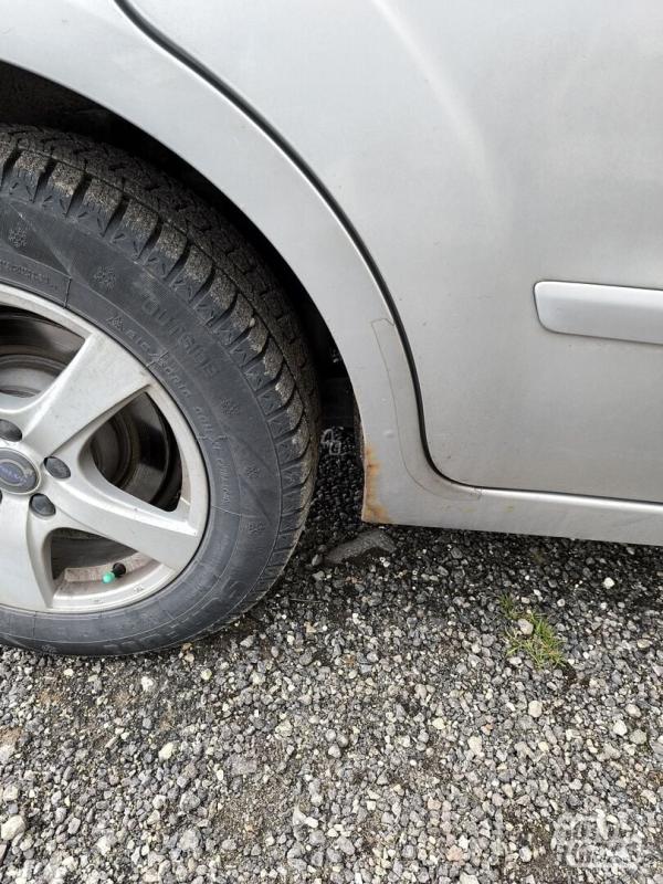 Pelēks Ford Galaxy 2006 Prienai, ar dzinēja tilpumu 2.00 L un nobraukumu 289 tūkst. km par 1900 €, foto 7 vietnē AUTOMOTO.COM.LV