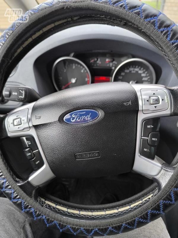 Pelēks Ford Galaxy 2006 Prienai, ar dzinēja tilpumu 2.00 L un nobraukumu 289 tūkst. km par 1900 €, foto 10 vietnē AUTOMOTO.COM.LV