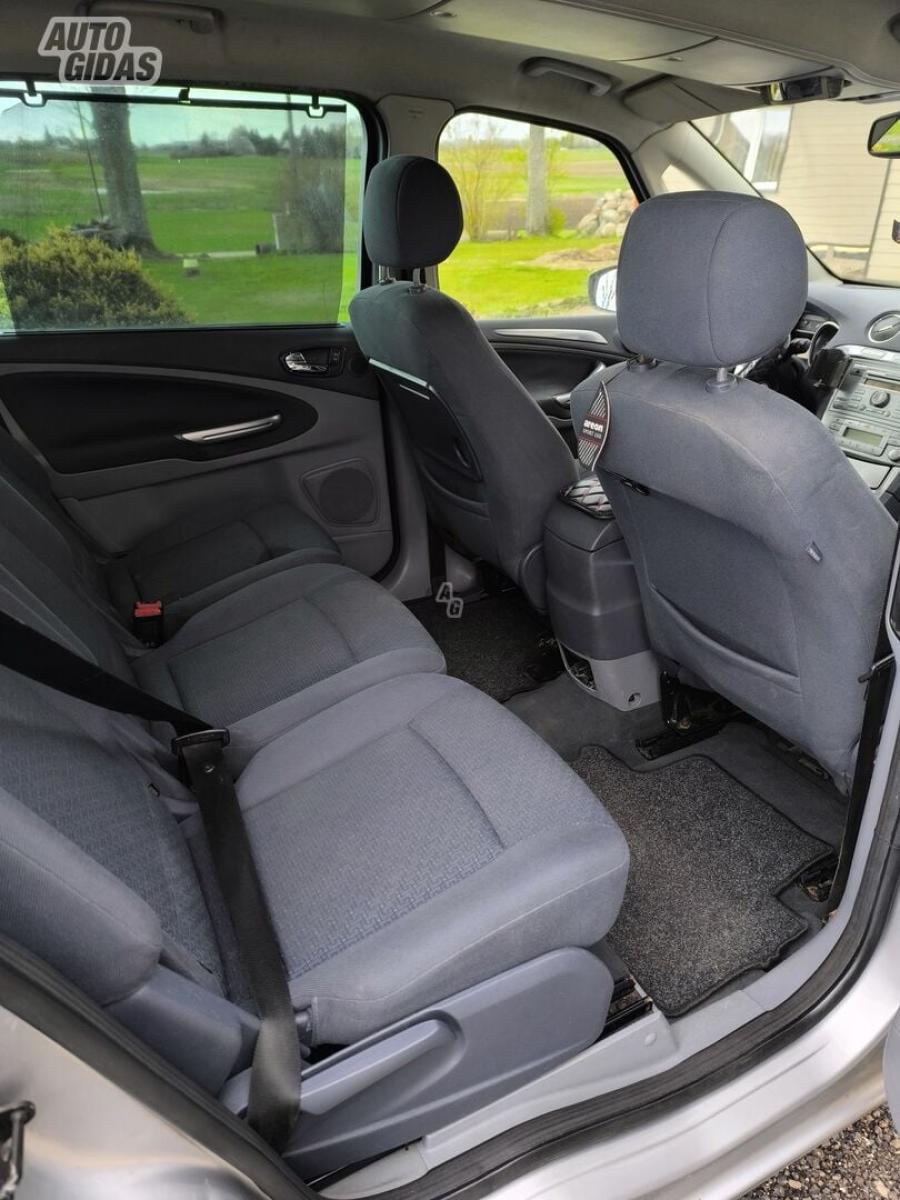 Pelēks Ford Galaxy 2006 Prienai, ar dzinēja tilpumu 2.00 L un nobraukumu 289 tūkst. km par 1900 €, foto 16 vietnē AUTOMOTO.COM.LV