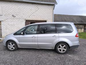 Pelēks Ford Galaxy 2006 Kauņa, ar dzinēja tilpumu 2.00 L un nobraukumu 289 tūkst. km par 1900 €, foto 3 vietnē AUTOMOTO.COM.LV