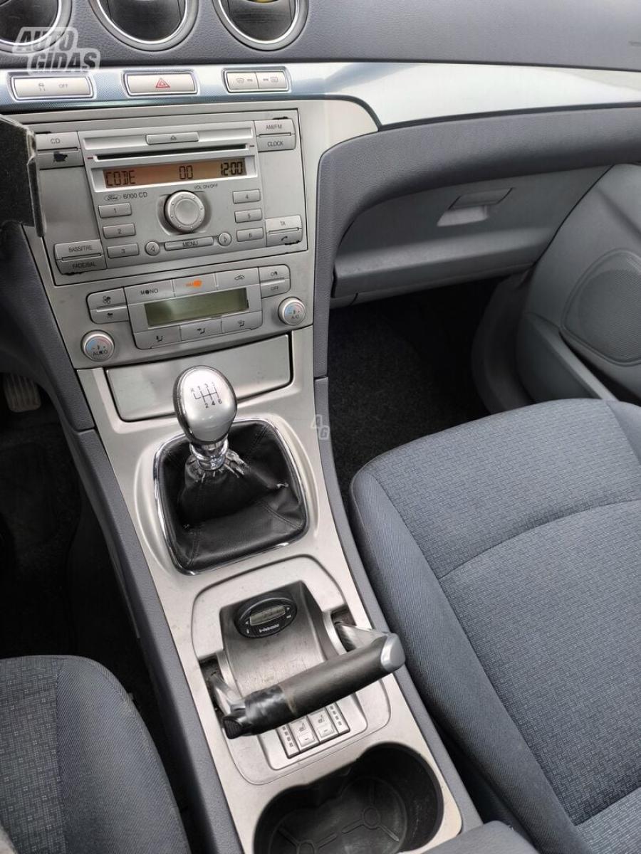 Pelēks Ford Galaxy 2006 Kauņa, ar dzinēja tilpumu 2.00 L un nobraukumu 289 tūkst. km par 1900 €, foto 12 vietnē AUTOMOTO.COM.LV