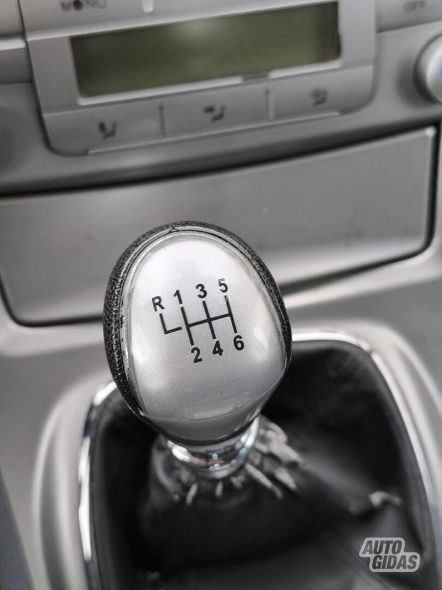 Pelēks Ford Galaxy 2006 Kauņa, ar dzinēja tilpumu 2.00 L un nobraukumu 289 tūkst. km par 1900 €, foto 13 vietnē AUTOMOTO.COM.LV