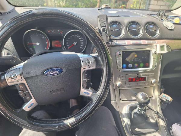 Pelēks Ford Galaxy 2006 Kelmė, ar dzinēja tilpumu 2.00 L un nobraukumu 300 tūkst. km par 2200 €, foto 10 vietnē AUTOMOTO.COM.LV