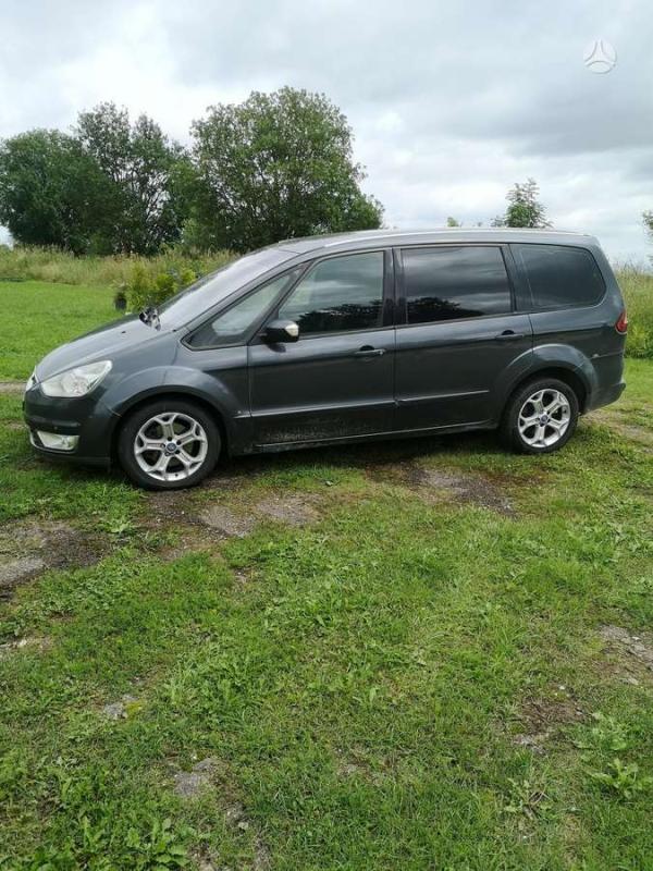 Grey Ford Galaxy 2006 in Vievis, with an engine capacity of 1.75 L and mileage of 386 thousand km for 1500 €, photo 3 on AUTOMOTO.COM.LV
