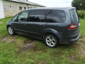 Grey Ford Galaxy 2006 in Vievis, with an engine capacity of 1.75 L and mileage of 386 thousand km for 1500 €, photo 5 on AUTOMOTO.COM.LV