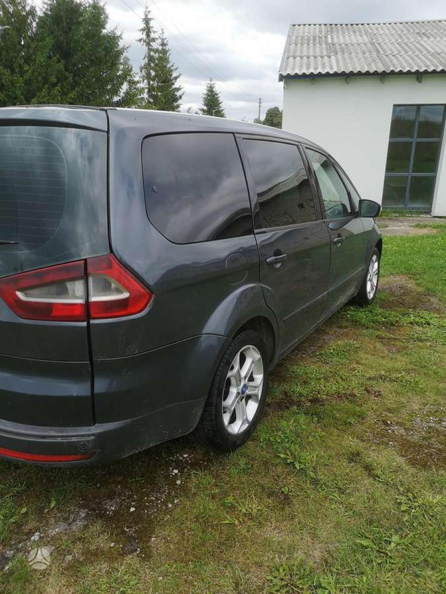 Grey Ford Galaxy 2006 in Vievis, with an engine capacity of 1.75 L and mileage of 386 thousand km for 1500 €, photo 8 on AUTOMOTO.COM.LV