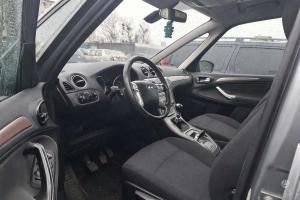 Grey Ford Galaxy 2006 in Kaunas, with an engine capacity of 2.00 L and mileage of 375 thousand km for 1895 €, photo 8 on AUTOMOTO.COM.LV