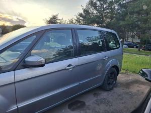 Grey Ford Galaxy 2006 in Kaunas, with an engine capacity of 2.00 L and mileage of 375 thousand km for 1895 €, photo 13 on AUTOMOTO.COM.LV