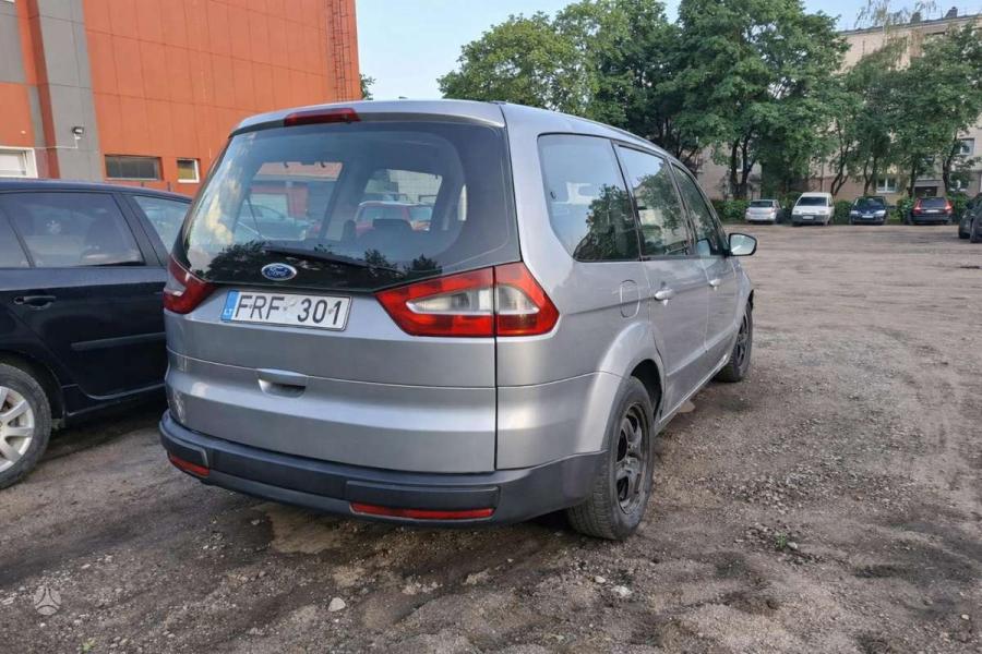 Grey Ford Galaxy 2006 in Kaunas, with an engine capacity of 2.00 L and mileage of 375 thousand km for 1895 €, photo 15 on AUTOMOTO.COM.LV