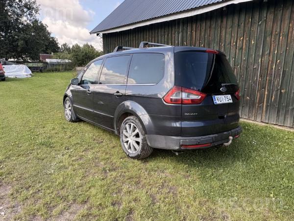 Pelēks Ford Galaxy 2006 Ogre, ar dzinēja tilpumu 2.00 L un nobraukumu 360 tūkst. km par 2990 €, foto 5 vietnē AUTOMOTO.COM.LV