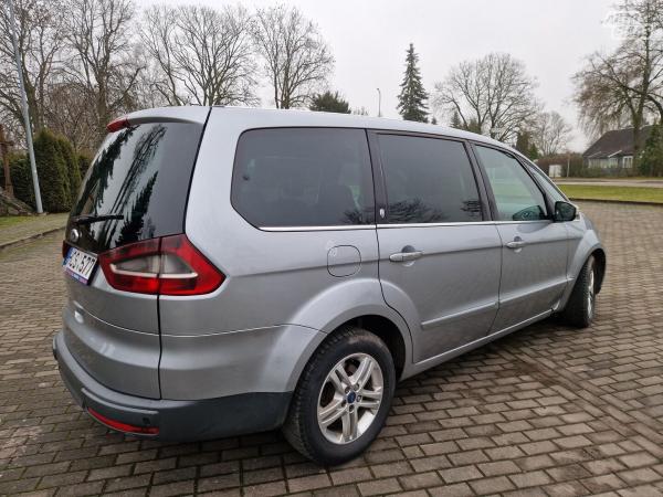 Grey Ford Galaxy 2007 in Ukmerge, with an engine capacity of 1.80 L and mileage of 518 thousand km for 1600 €, photo 3 on AUTOMOTO.COM.LV