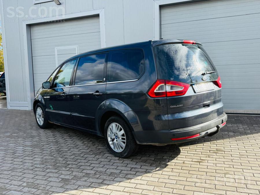 Grey Ford Galaxy 2007 in Riga, with an engine capacity of 2.00 L and mileage of 217 thousand km for 2800 €, photo 4 on AUTOMOTO.COM.LV