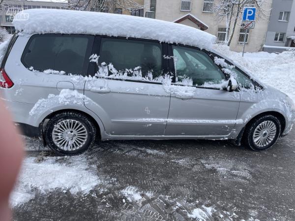 Pelēks Ford Galaxy 2007 Plungė, ar dzinēja tilpumu 1.80 L un nobraukumu 300 tūkst. km par 2700 €, foto 2 vietnē AUTOMOTO.COM.LV