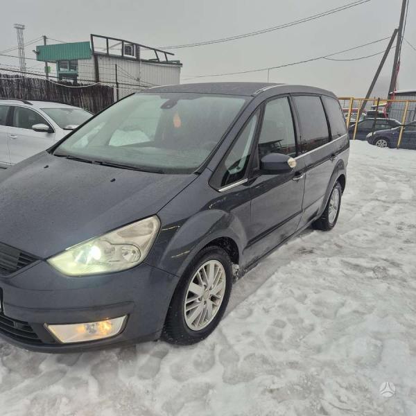 Grey Ford Galaxy 2007 in Kaunas, with an engine capacity of 2.00 L and mileage of 289 thousand km for 3890 €, photo 1 on AUTOMOTO.COM.LV