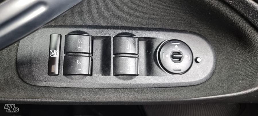 Pelēks Ford Galaxy 2007 Kėdainiai, ar dzinēja tilpumu 2.00 L un nobraukumu 317 tūkst. km par 3199 €, foto 14 vietnē AUTOMOTO.COM.LV