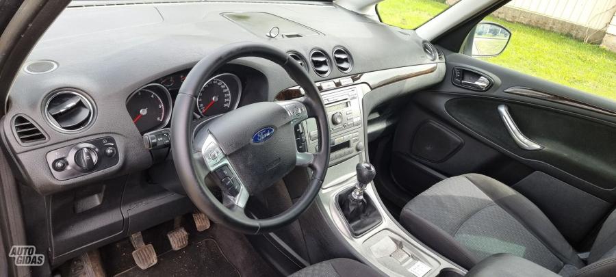 Pelēks Ford Galaxy 2007 Kėdainiai, ar dzinēja tilpumu 2.00 L un nobraukumu 317 tūkst. km par 3199 €, foto 17 vietnē AUTOMOTO.COM.LV