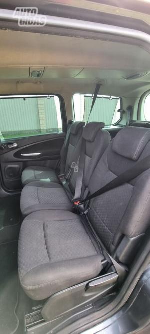 Pelēks Ford Galaxy 2007 Kėdainiai, ar dzinēja tilpumu 2.00 L un nobraukumu 317 tūkst. km par 3199 €, foto 19 vietnē AUTOMOTO.COM.LV