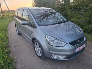 Pelēks Ford Galaxy 2007 Birštonas, ar dzinēja tilpumu 2.00 L un nobraukumu 260 tūkst. km par 2900 €, foto 4 vietnē AUTOMOTO.COM.LV