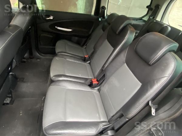 Grey Ford Galaxy 2007 in Jelgava, with an engine capacity of 2.00 L and mileage of 313 thousand km for 2150 €, photo 8 on AUTOMOTO.COM.LV
