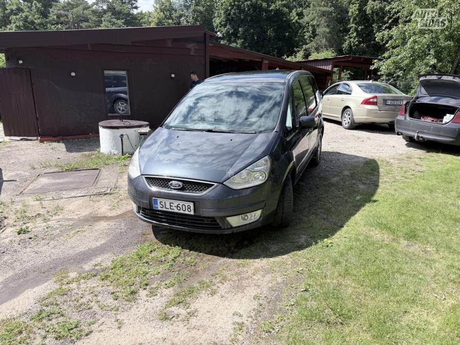 Pelēks Ford Galaxy 2007 Kauņa, ar dzinēja tilpumu 2.00 L un nobraukumu 240 tūkst. km par 1899 €, foto 1 vietnē AUTOMOTO.COM.LV